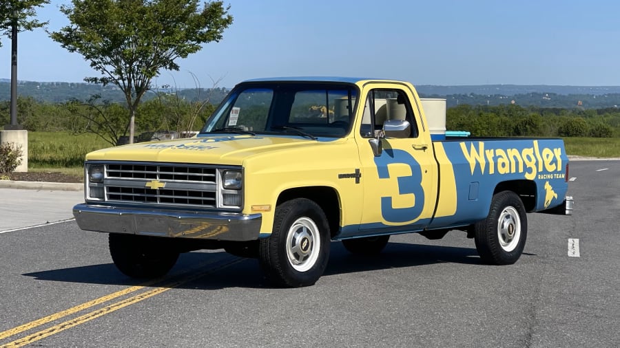 1986 Chevrolet C20 Custom Deluxe Pickup for Sale at Auction - Mecum ...