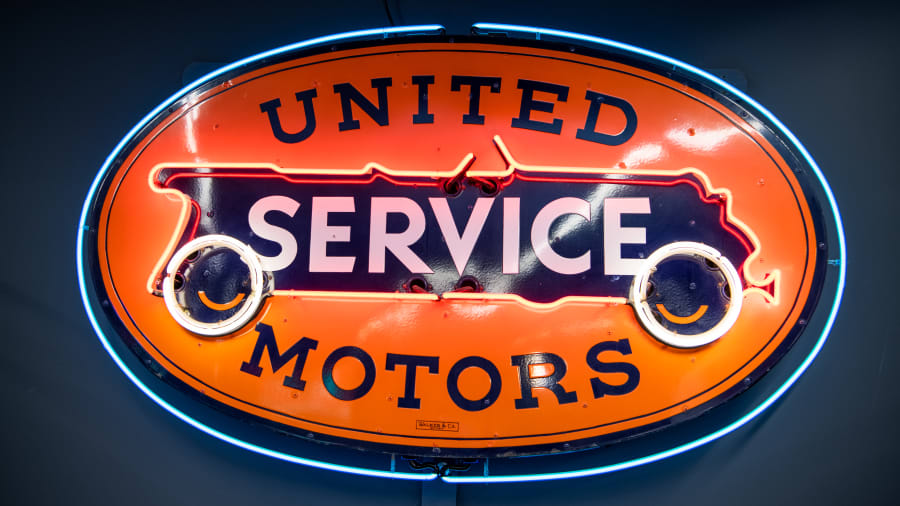 United Motors Service Single-Sided Porcelain Neon Sign for Sale at ...