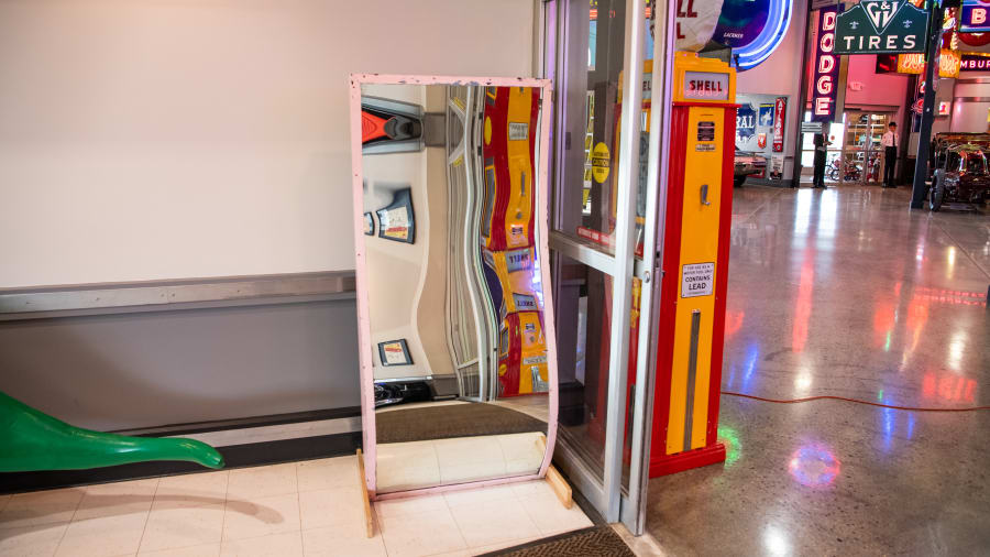 Fun House Mirror for Sale at Auction - Mecum Auctions