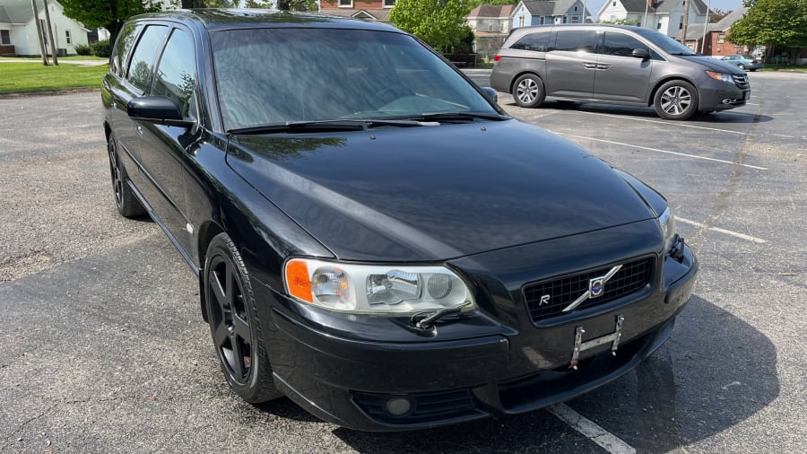 2005 Volvo V70R Wagon for Sale at Auction - Mecum Auctions
