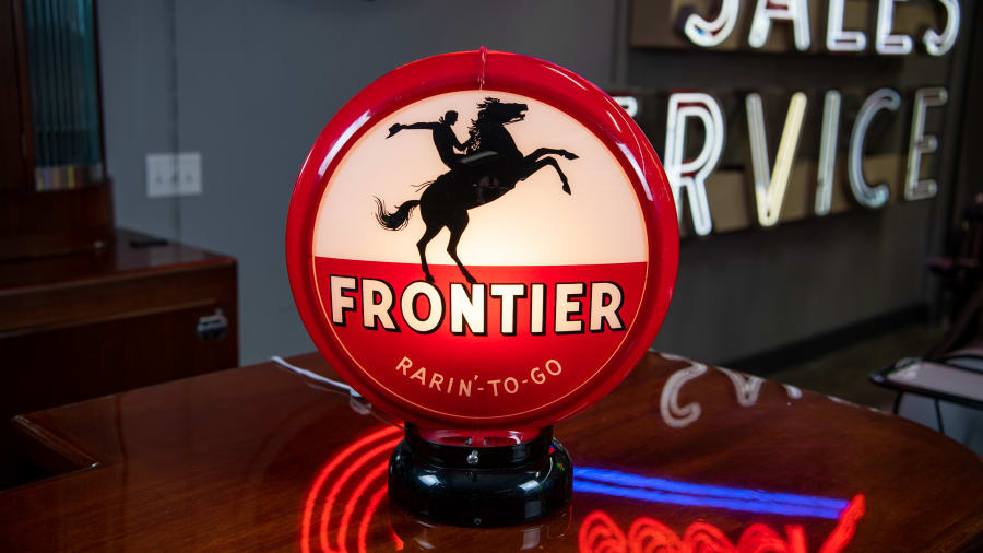 1950s Frontier Gas Pump Globe for Sale at Auction - Mecum Auctions