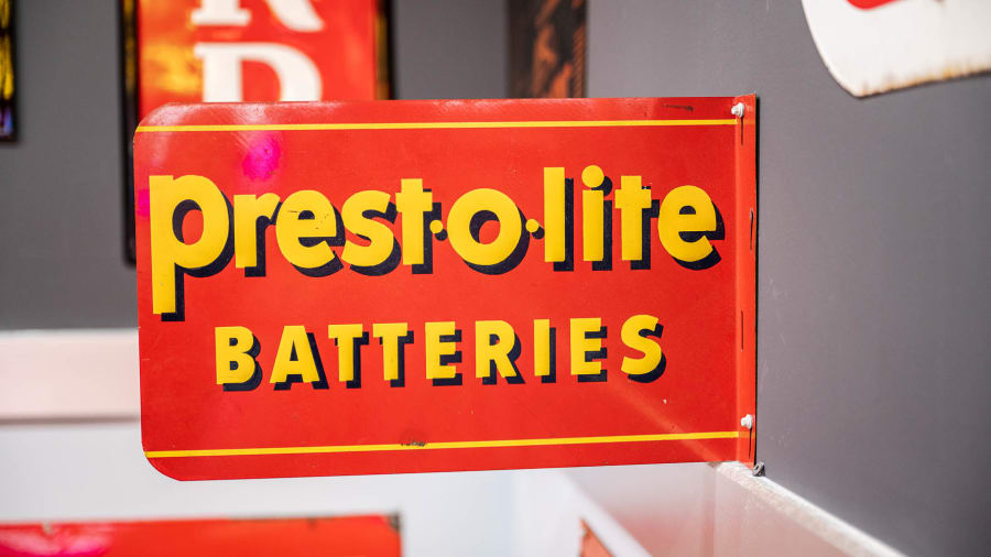 Prest-O-Lite Batteries Tin Flange Sign for Sale at Auction - Mecum Auctions