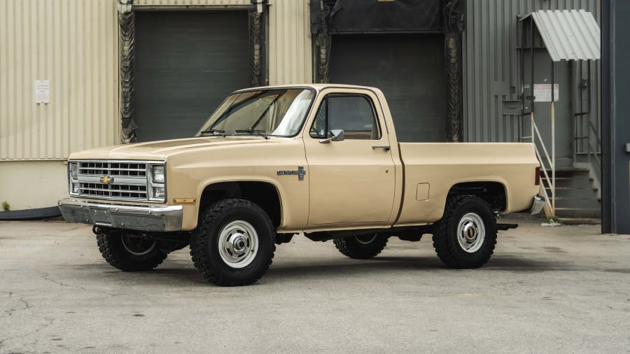 1985 Chevrolet K10 Custom Deluxe Pickup for Sale at Auction - Mecum ...