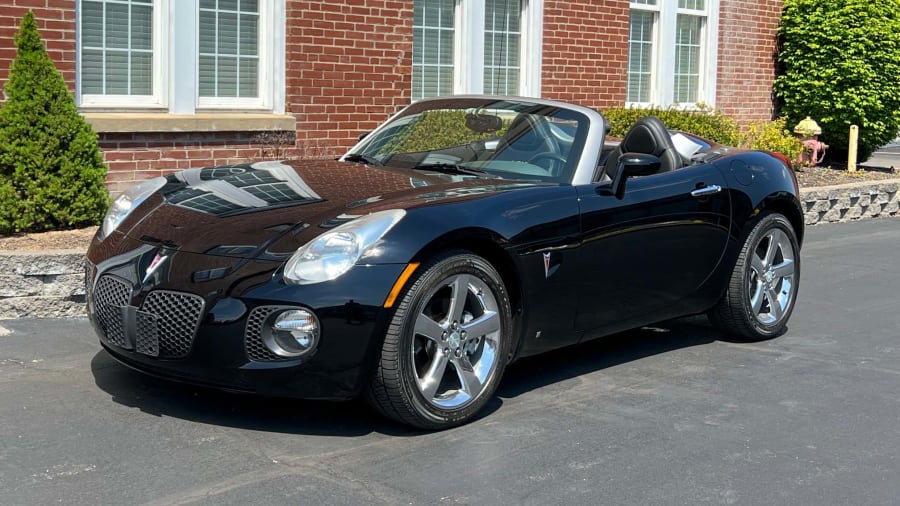 2007 Pontiac Solstice GXP Convertible for Sale at Auction - Mecum Auctions