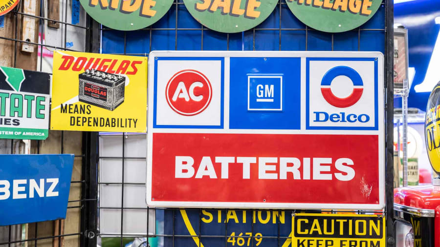 Assorted Battery Single-Sided Tin Signs for Sale at Auction - Mecum ...