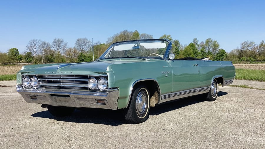 1963 Oldsmobile 98 Convertible for Sale at Auction - Mecum Auctions