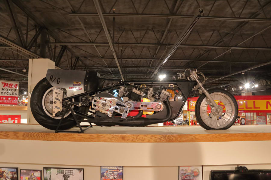 1990 Yamaha Twin Motor Drag Bike for Sale at Auction - Mecum Auctions