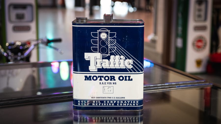 Traffic Motor Oil Can for Sale at Auction - Mecum Auctions