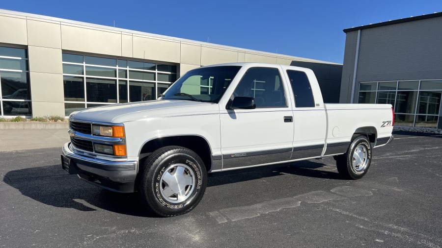 1997 Chevrolet Silverado Z71 Pickup for Sale at Auction - Mecum Auctions