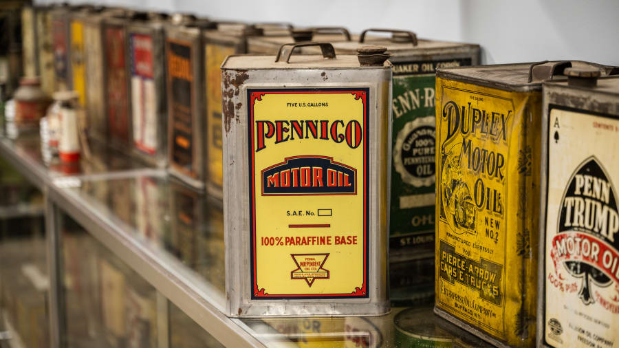 Pennico Motor Oil 5-Gallon Oil Can for Sale at Auction - Mecum Auctions