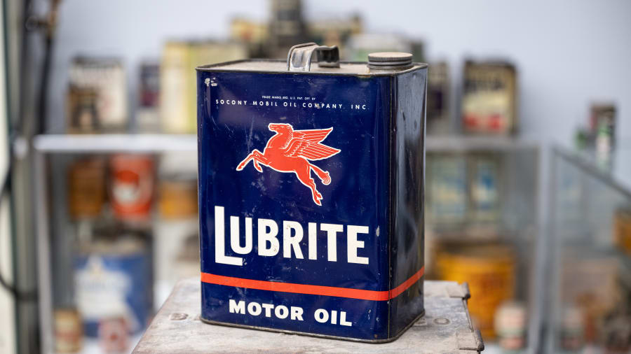 Lubrite Motor Oil 2-Gallon Oil Can for Sale at Auction - Mecum Auctions
