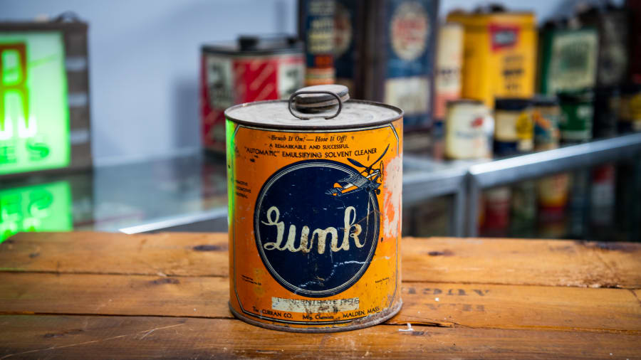 Gunk Solvent Cleaner 8-Pound Solvent Can for Sale at Auction - Mecum ...
