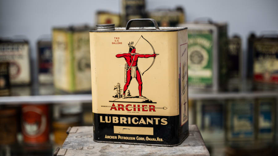 Archer Lubricants 2-Gallon Oil Can for Sale at Auction - Mecum Auctions
