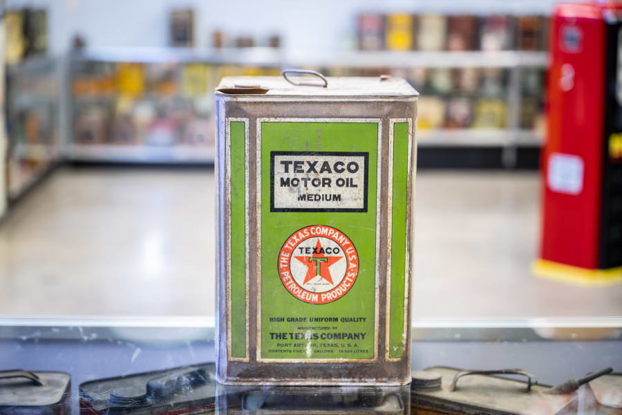 Texaco Motor Oil 5-Gallon Oil Can for Sale at Auction - Mecum Auctions