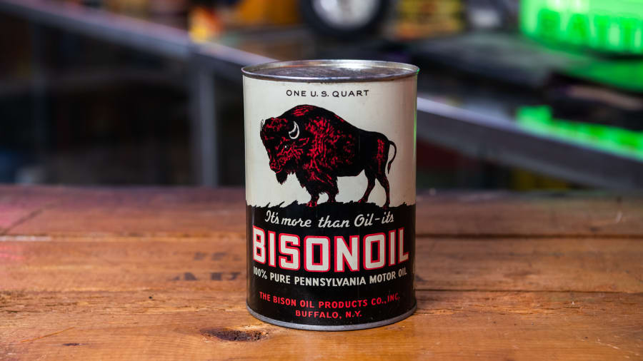 Bisonoil Motor Oil 1-Quart Oil Can for Sale at Auction - Mecum Auctions