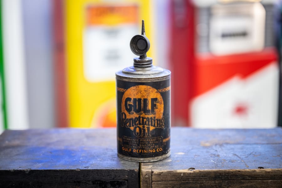 Gulf Penetrating Oil 1-Pint Oil Can at The World’s Largest Road Art ...