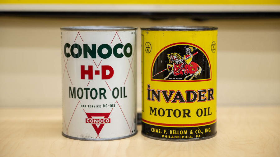 Conoco & Invader Motor Oil 1-Quart Oil Cans for Sale at Auction - Mecum ...