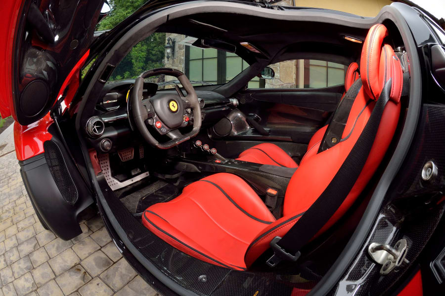 Ferrari Laferrari Interior