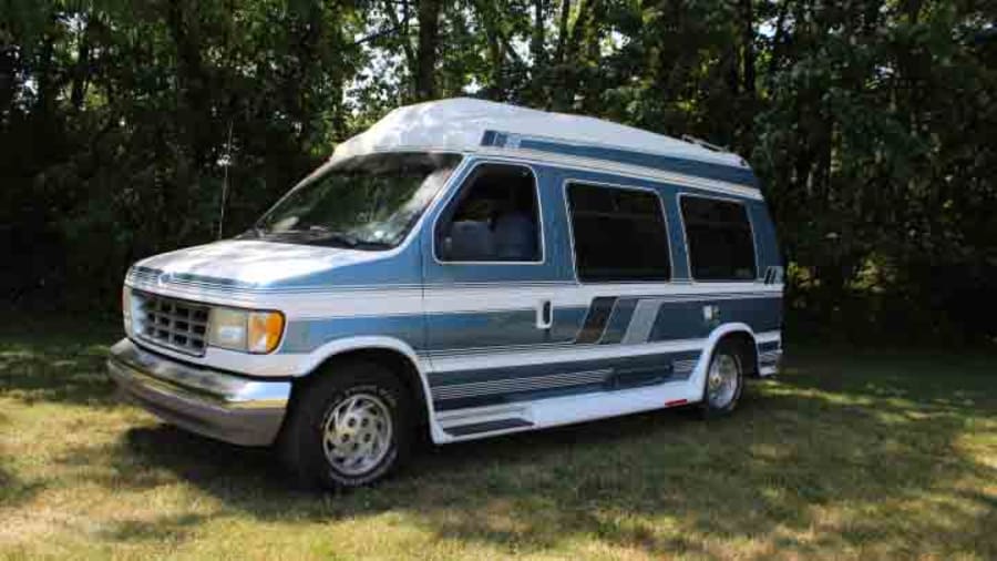 1992 Ford E150 Camper Van for Sale at Auction - Mecum Auctions