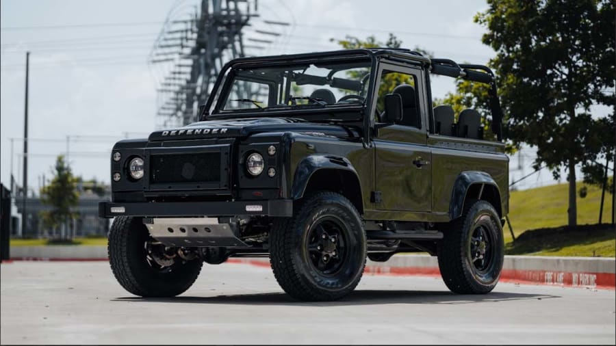 2023 Osprey Land Rover Defender 90 Custom for Sale at Auction - Mecum ...