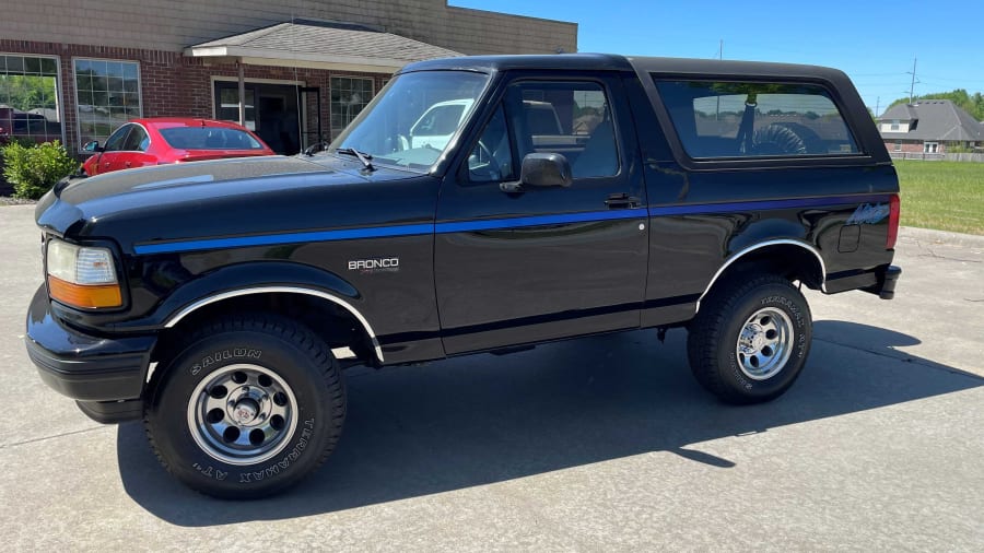 1996 Ford Bronco for Sale at Auction - Mecum Auctions