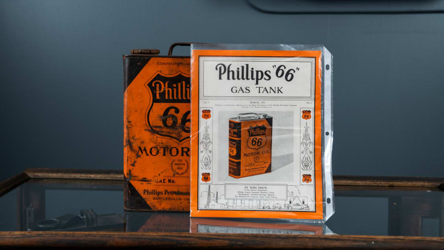 1932 Phillips 66 1 Gallon Oil Can for Sale at Auction - Mecum Auctions