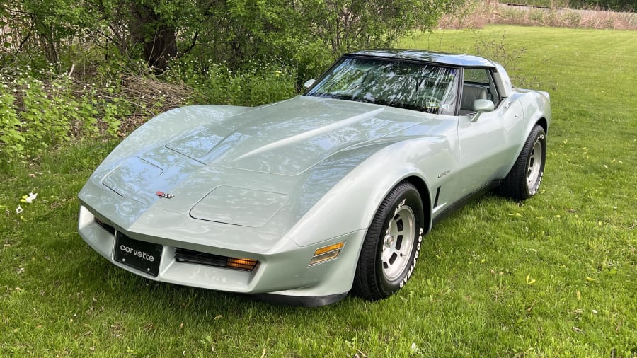 1982 Chevrolet Corvette Coupe for Sale at Auction - Mecum Auctions