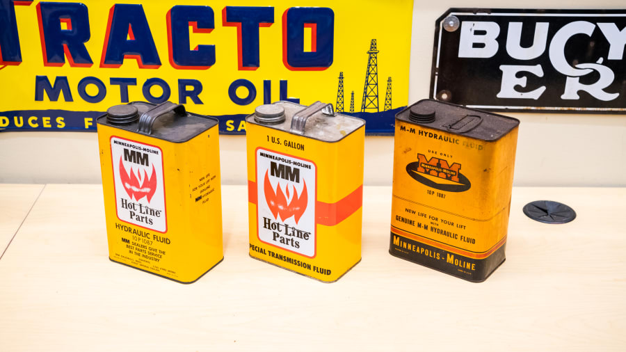 Minneapolis-Moline Oil Can Set for Sale at Auction - Mecum Auctions