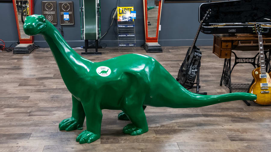 Sinclair Brontosaurus Dinosaur Statue for Sale at Auction - Mecum Auctions