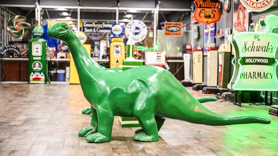 Sinclair Brontosaurus Dinosaur Statue for sale at The World’s Largest ...