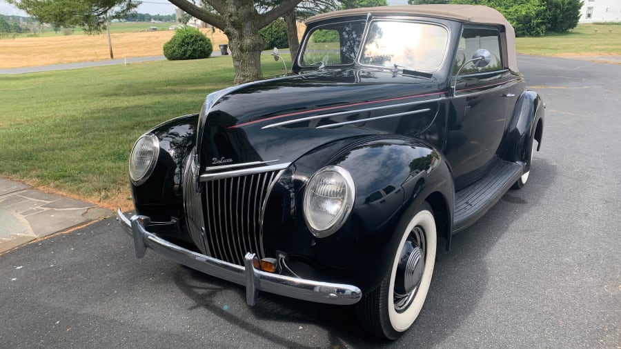 1939 Ford Deluxe Convertible for Sale at Auction - Mecum Auctions