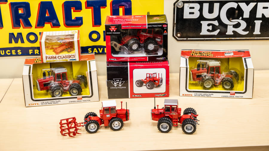 Mecum Tractor Auction 2023