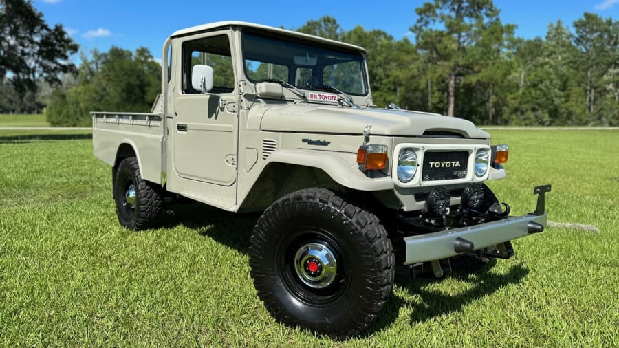 1985 Toyota HJ-47 Land Cruiser Pickup for Sale at Auction - Mecum Auctions