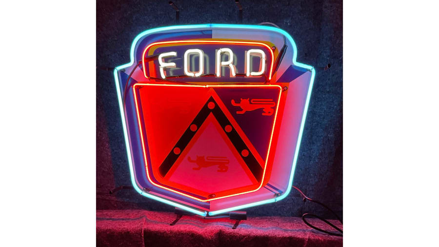 Ford Crest Single-Sided Neon Sign at The World’s Largest Road Art ...