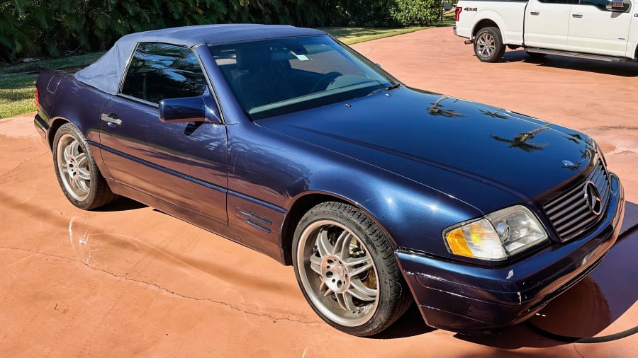1998 Mercedes-Benz SL500 Convertible for Sale at Auction - Mecum Auctions