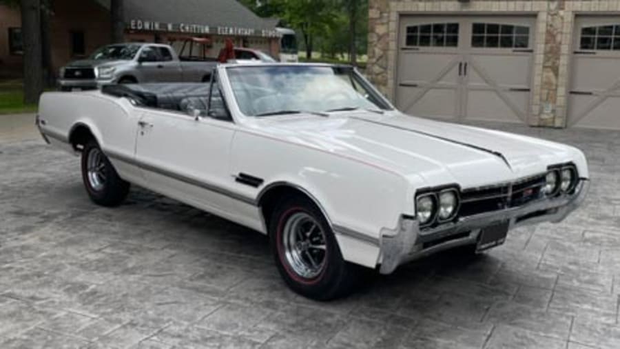 1966 Oldsmobile 442 Convertible for Sale at Auction - Mecum Auctions