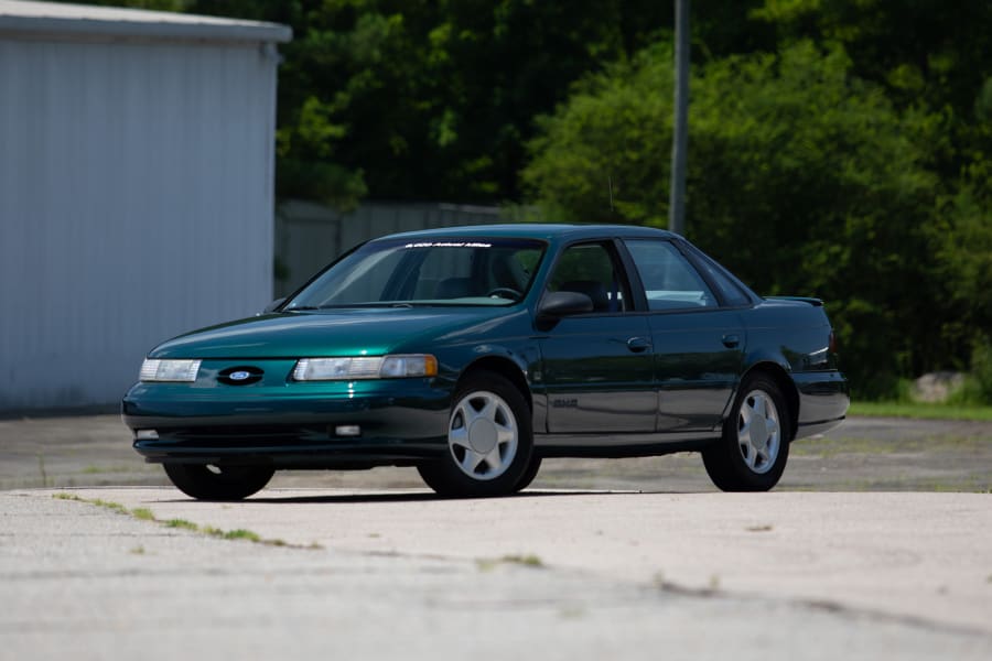 1995 Ford Taurus SHO for Sale at Auction - Mecum Auctions