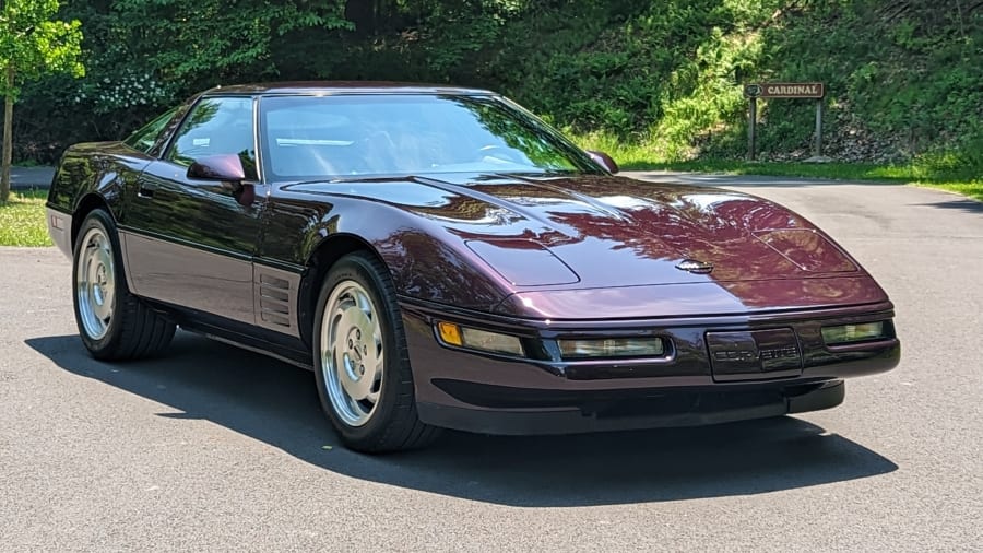1993 Chevrolet Corvette Coupe for Sale at Auction - Mecum Auctions