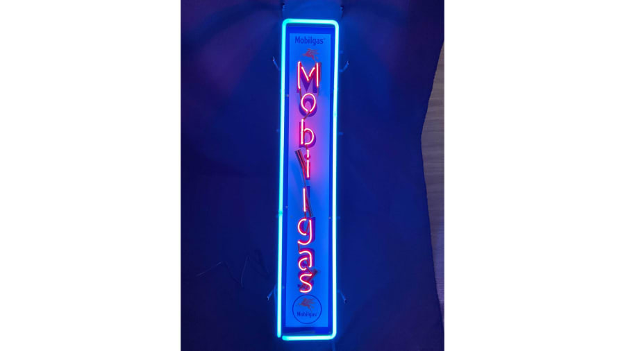 Mobil Single-Sided Neon Sign for Sale at Auction - Mecum Auctions
