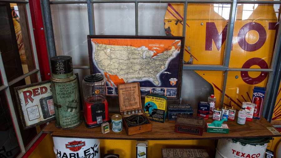 Misc. Service Station Memorabilia, Lot of 19 for Sale at Auction ...