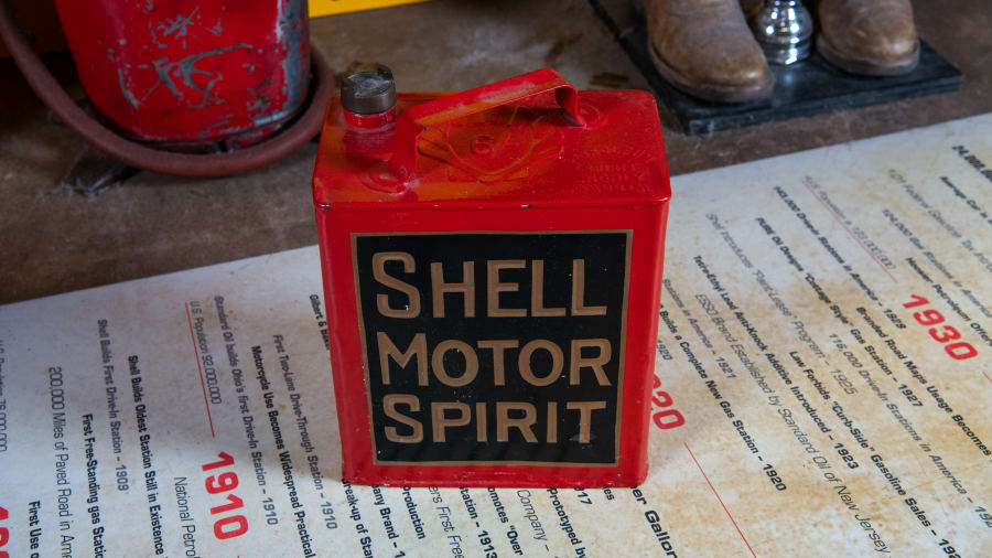Shell Motor Spirit Can