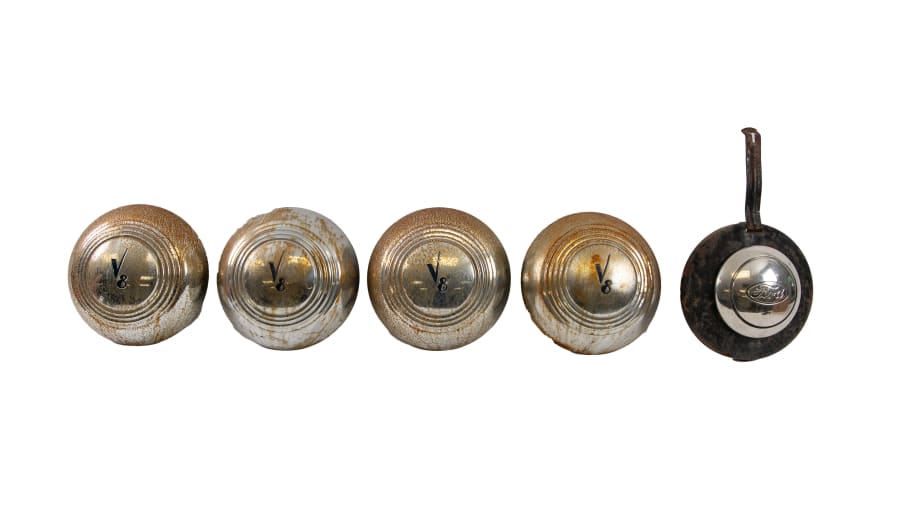 Ford Hub Caps and Spare Tire Lock, Lot of 5 for Sale at Auction - Mecum ...