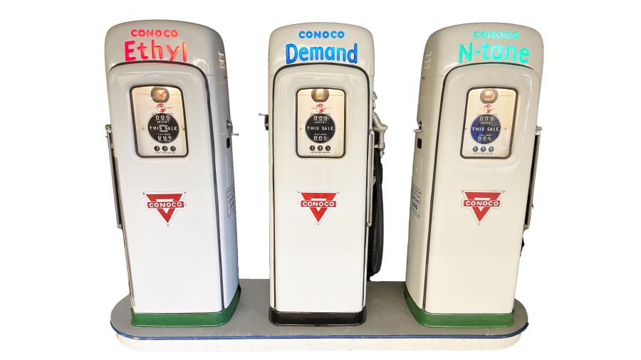 Conoco Gas Pumps on Island for Sale at Auction - Mecum Auctions