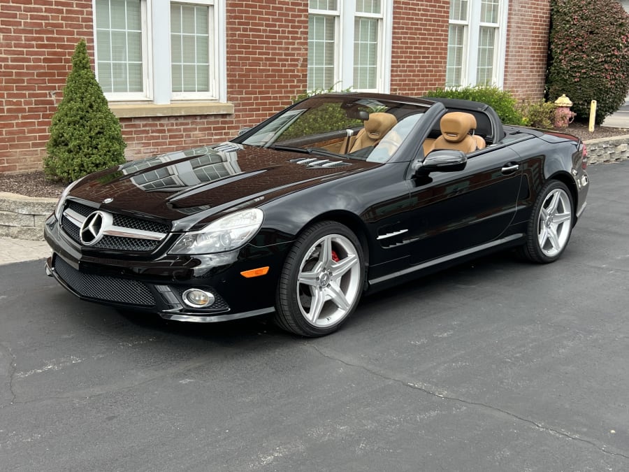 2012 Mercedes-Benz SL550 Convertible for Sale at Auction - Mecum Auctions