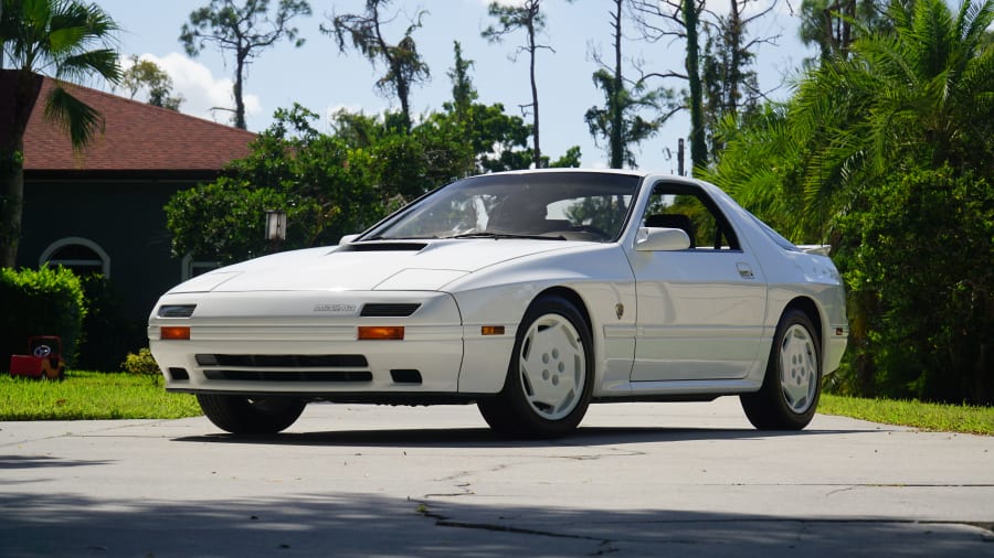 1988 Mazda RX-7 Turbo 10th Anniversary for Sale at Auction - Mecum Auctions