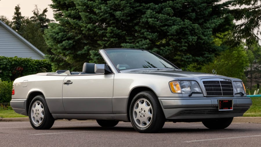 1994 Mercedes-Benz E320 Convertible for Sale at Auction - Mecum Auctions