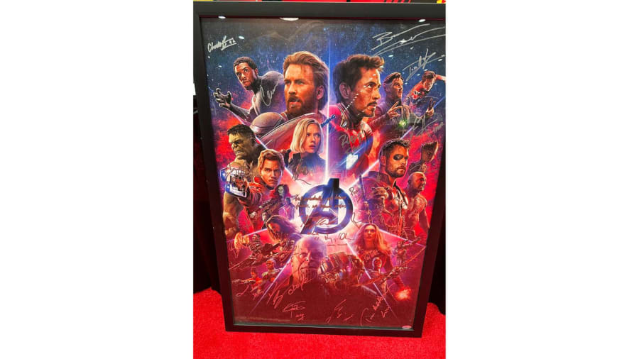 "The Avengers" Cast Signed Movie Poster for Sale at Auction - Mecum ...