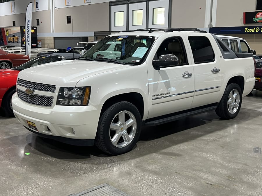 2011 Chevrolet Avalanche LTZ for Sale at Auction - Mecum Auctions