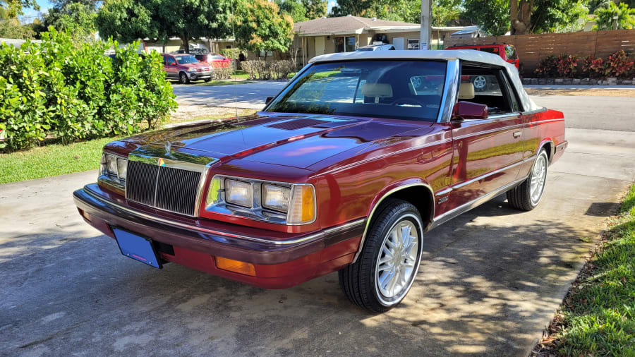 1986 Chrysler Lebaron Maroon