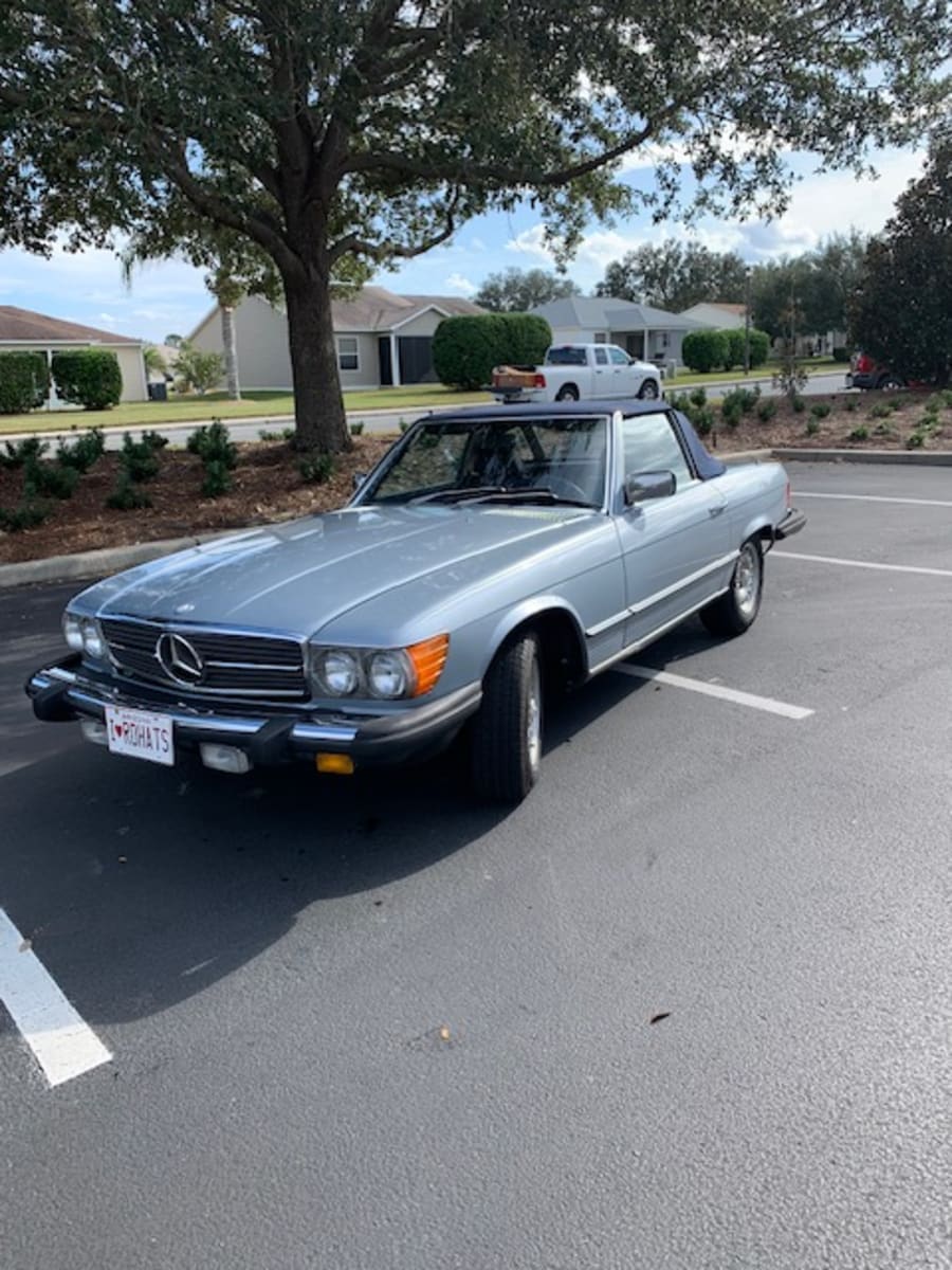 1983 Mercedes-Benz 380SL Convertible for Sale at Auction - Mecum Auctions
